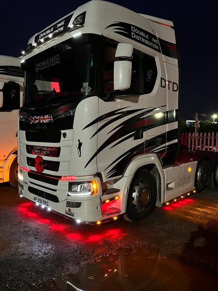 SCANIA NEXT GEN -LOW BUMPER LIGHT BAR 9 LED PLUS 7 LED DOWN – Teddy ...