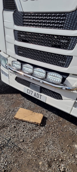 SCANIA NEXT GEN GRILL LIGHT 5 LED (kopia) – Teddy Lightbars
