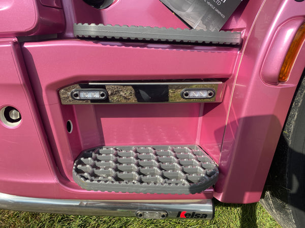 SCANIA NEXT GEN STEP BOX LED PLATE 3 LED – Teddy Lightbars