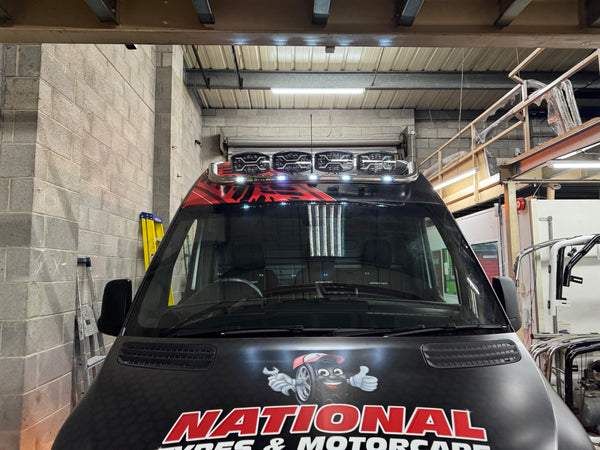 MERCEDES SPRINTER 2018 - ON ROOF LIGHT BAR 7 LED – Teddy Lightbars