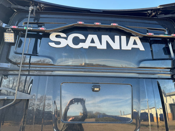 SCANIA NEXT GEN BACK CAB LIGHT BAR 7 LED – Teddy Lightbars